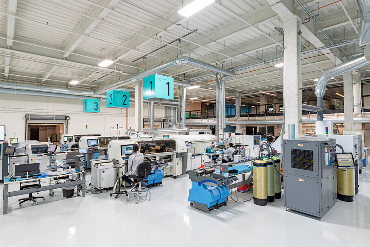 An inside look at an IIoT-powered smart factory - iotlasvegas